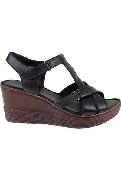 Beety 1084 Deri Siyah Dolgu Topuk Kadın Sandalet Beety 1084 Deri Siyah Dolgu Topuk Kadın Sandalet