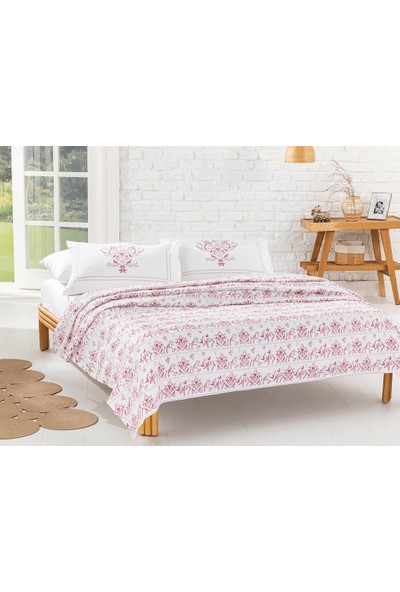 English Home Dream Garden Baskılı Çift Kişilik Pike Takımı 200 x 220 cm Bordo English Home Dream Garden Baskılı Çift Kişilik Pike Takımı 200 x 220 cm Bordo