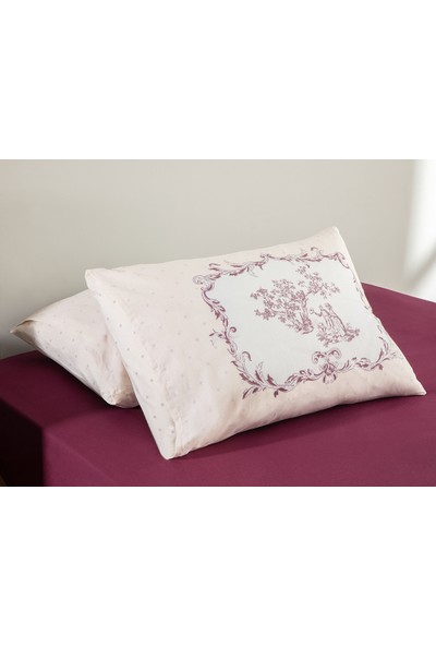 English Home Chic Tuile Pamuklu 2'li Yastık Kılıfı 50 x 70 cm Mürdüm English Home Chic Tuile Pamuklu 2'li Yastık Kılıfı 50 x 70 cm Mürdüm