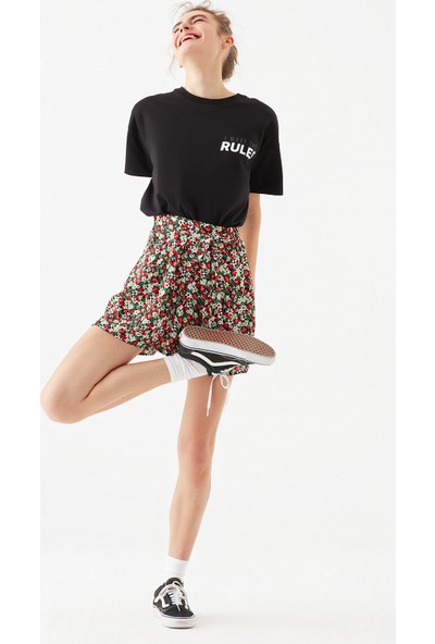 Mavi Kadın Papatya Baskılı Kırmızı Şort 1460733932