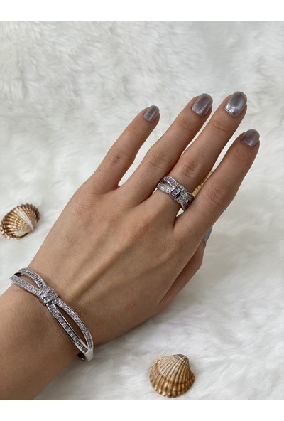 Hepbak Zirkon Taşlı Kelepçe Hepbak Zirkon Taşlı Kelepçe