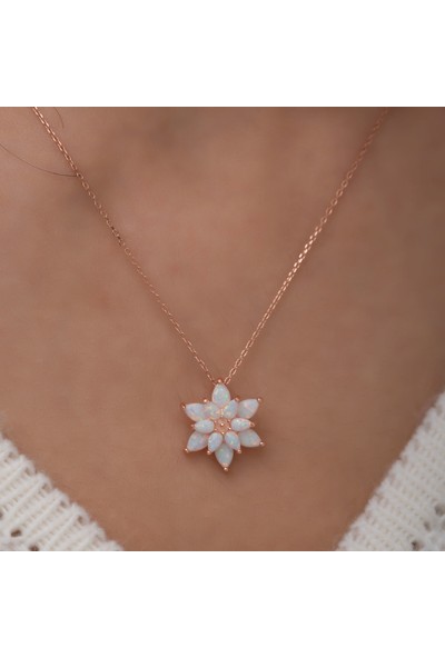 Papatya Silver 925 Ayar Opal Taşlı Gümüş Lotus Kolye