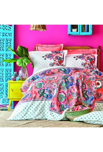 Karaca Home Merida Somon Pamuk Çift Kişilik Pike Takımı Karaca Home Merida Somon Pamuk Çift Kişilik Pike Takımı
