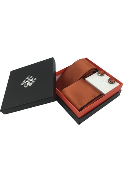 Tr10fashion Düz Mikro Saten Hediyelik Kravat Mendil Kutulu Set
