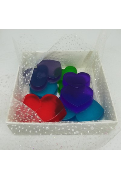 Dolce Sabun - Kokulu Süs Sabunu - Kalp 6 Adet Şeffaf Rengarenk Dolce Sabun - Kokulu Süs Sabunu - Kalp 6 Adet Şeffaf Rengarenk