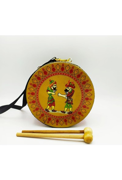 Bak Sepete Çocuk Davulu Çerçeveli Hacivat Karagöz Baskılı Bak Sepete Çocuk Davulu Çerçeveli Hacivat Karagöz Baskılı