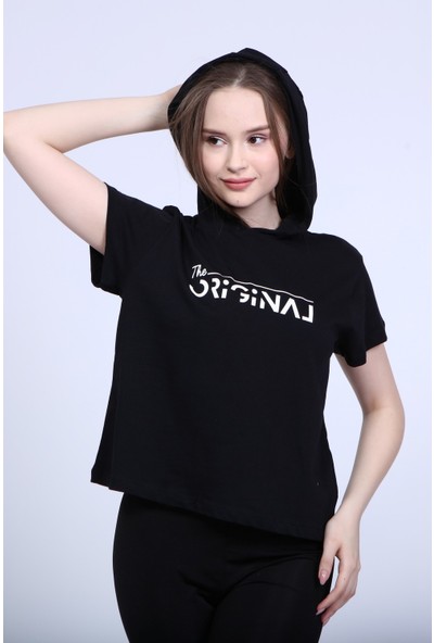 Neslice Kadın Siyah Kapüşonlu Kısa Kol T-Shirt
