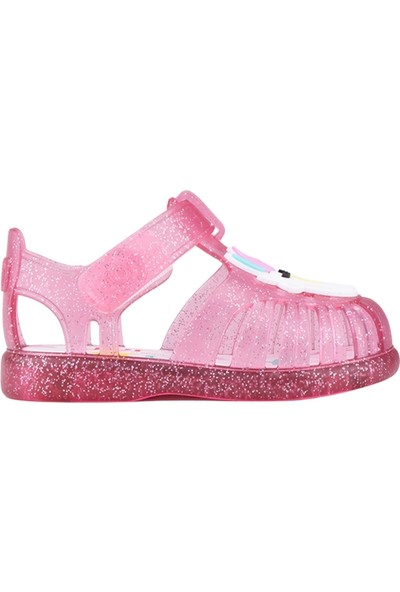 Igor Fuşya Sandalet