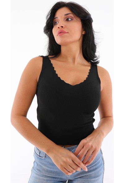 Kasheha Kadın Siyah Pamuklu Ince Askılı Merdiven Yaka Crop Triko Bluz - KAD3325418 Kasheha Kadın Siyah Pamuklu Ince Askılı Merdiven Yaka Crop Triko Bluz - KAD3325418