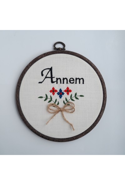 Ebrulisler Anne Için Fiyonklu Hediyelik Nakış Işlemeli Dekoratif Tablo Ebrulisler Anne Için Fiyonklu Hediyelik Nakış Işlemeli Dekoratif Tablo