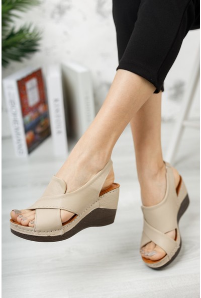 Sabine Hakiki Deri Dolgu Topuk Kadın Ayakkabı Sandalet Sabine Hakiki Deri Dolgu Topuk Kadın Ayakkabı Sandalet