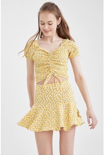 DeFacto Etek Ucu Volan Detaylı Çiçekli Şortlu Etek U5814AZ21SM