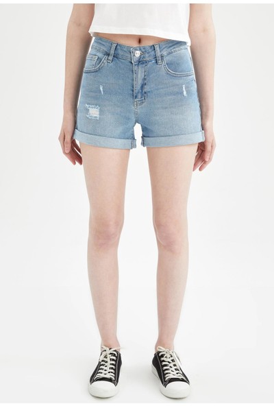 DeFacto Paçası Katlama Detaylı Mini Jean Şort U3029AZ21SM
