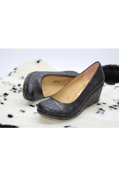 Ladypark Dolgu Taban Düz Model Günlük Kadın Ayakkabı Ladypark Dolgu Taban Düz Model Günlük Kadın Ayakkabı