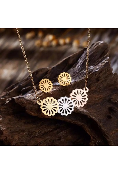 Lila Hediyelik Eşya Paslanmaz Çelik Üç Renk Kolye Küpe Ikili Set 0051 Lila Hediyelik Eşya Paslanmaz Çelik Üç Renk Kolye Küpe Ikili Set 0051