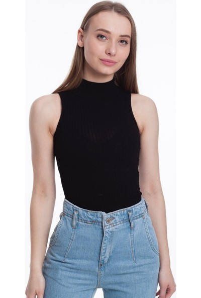 Misis Moda Kolsuz Yarım Boğazlı Kaşkorse Crop