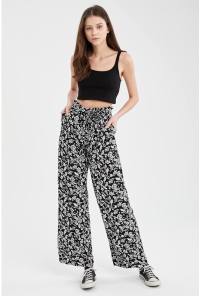 DeFacto Geniş Paça Yüksek Bel Çiçekli Viskon Pantolon T2711AZ21SM DeFacto Geniş Paça Yüksek Bel Çiçekli Viskon Pantolon T2711AZ21SM