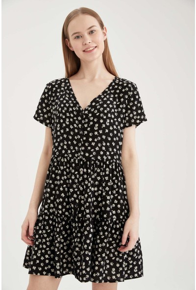 DeFacto Volan Detaylı V Yaka Çiçekli Elbise T4046AZ21SM DeFacto Volan Detaylı V Yaka Çiçekli Elbise T4046AZ21SM