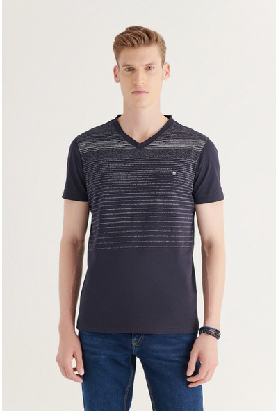 Avva Erkek Lacivert V Yaka Degrade Çizgili T-Shirt A11Y1106 Avva Erkek Lacivert V Yaka Degrade Çizgili T-Shirt A11Y1106