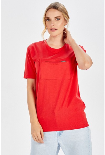 Peraluna Göğüs Fermuarlı Düz Kesim Pamuklu Kadın Kırmızı T-Shirt