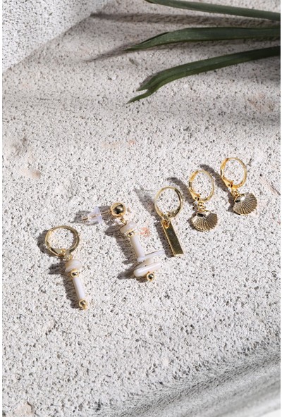 New Obsessions Beyaz Küpe Seti