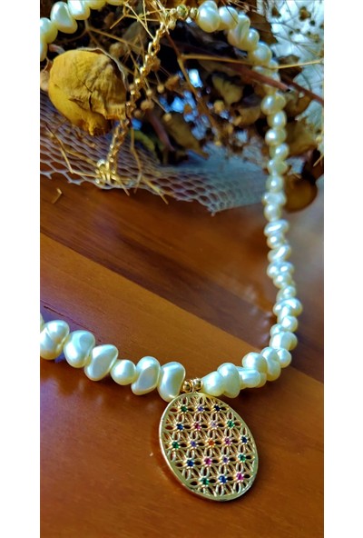 Elmas Dizayn Incili Zirkon Taşlı Rodyum Kolye Elmas Dizayn Incili Zirkon Taşlı Rodyum Kolye