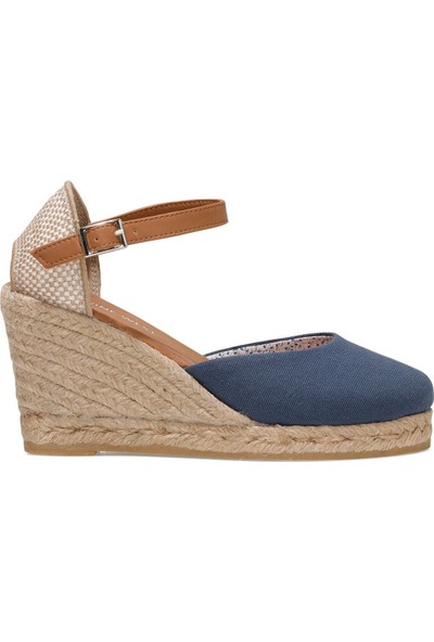 Nine West Artemısıa 1fx Lacivert Kadın Dolgu Topuklu Sandalet Nine West Artemısıa 1fx Lacivert Kadın Dolgu Topuklu Sandalet