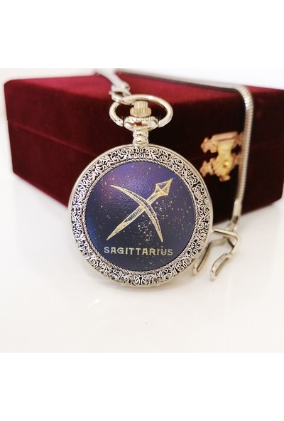 Denacci Yay Burcu Kapaklı Krom Kişiye Özel Köstekli Cep Saati Özel Kutusunda 843C Denacci Yay Burcu Kapaklı Krom Kişiye Özel Köstekli Cep Saati Özel Kutusunda 843C