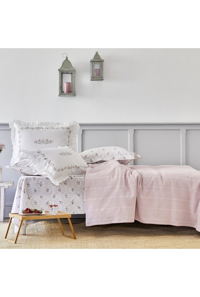 Karaca Home Ferula Pudra Çift Kişilik Fırfırlı Pike Set