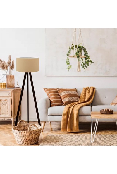 Homing Koyu Ahşap Üç Ayaklı Lambader / Sütlü Kahve