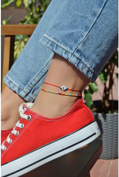 Sacce Scarves&Accessories Renkli Halhal ve Kırmızı İpli E Harf Halhal Sacce Scarves&Accessories Renkli Halhal ve Kırmızı İpli E Harf Halhal