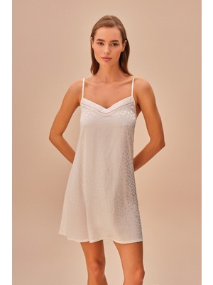 Kadın Gecelik Modelleri 2024 | Seksi Gecelik Fiyatları