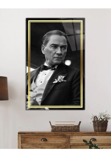 Exela Home Atatürk Siyah Beyaz Dikey Cam Tablo lik Büyük Fiyatı