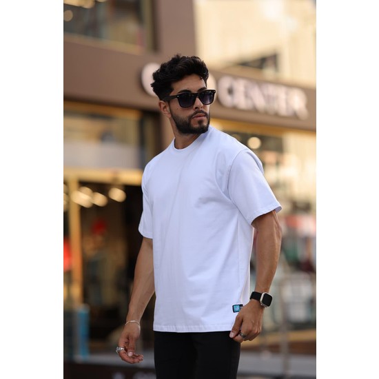 Emperor Apparel Bisiklet Yaka Oversize Sırtı Parçalı Beyaz Fiyatı
