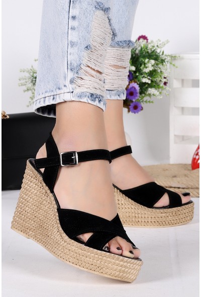 Woggo Pnt 439023 Süet Günlük 11 cm Dolgu Topuk Kadın Terlik Siyah Woggo Pnt 439023 Süet Günlük 11 cm Dolgu Topuk Kadın Terlik Siyah