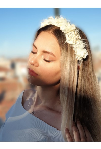 Melkady 232A - Çiçekli Şık Broşlu Taç, Lohusa Tacı, Frida, Özel Gün Tacı