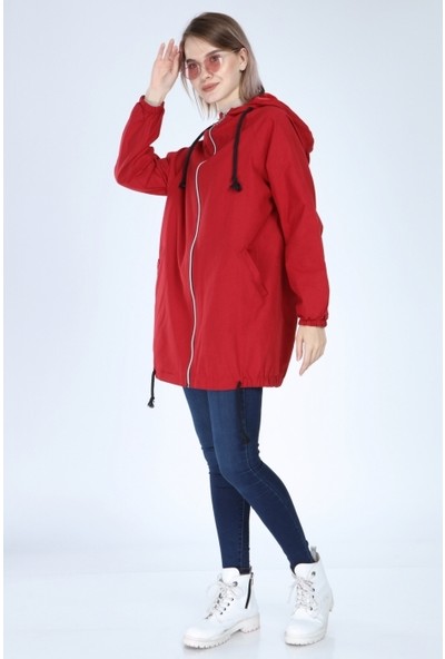 Poriento Kadın Kapüşonlu Sırtı Fermuarlı Trençkot Poriento Kadın Kapüşonlu Sırtı Fermuarlı Trençkot