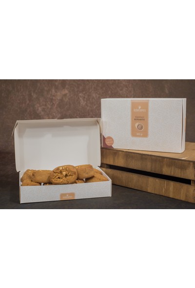 Üzüm Sepeti Şekersiz Tahinli Kurabiye 300 G Üzüm Sepeti Şekersiz Tahinli Kurabiye 300 G