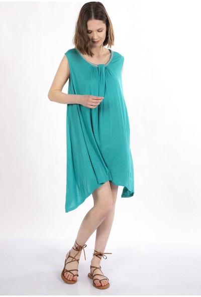 Mint.21 Yaka Boncuk Detaylı Yeşil Tunik Elbise