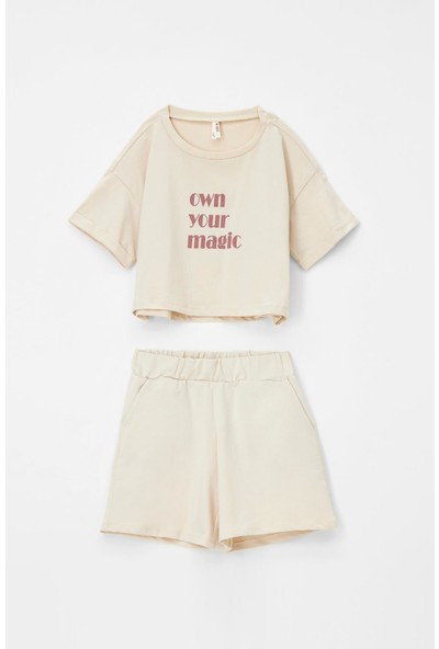 DeFacto Kız Çocuk Yazı Baskılı Crop Kısa Kollu Tişört Ve Şort Takımı U4533A621SP