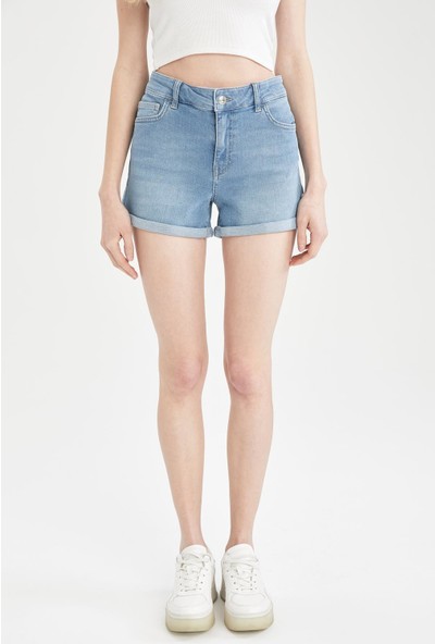 Defacto Paçası Katlama Detaylı Mini Jean Şort U3030AZ21SM