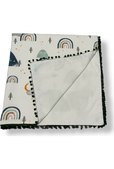 Majkabeba Denim Rainbow Desenli Ponponlu Pamuk Bebek & Çocuk Müslin Pike Battaniye 110 x 110 cm Majkabeba Denim Rainbow Desenli Ponponlu Pamuk Bebek & Çocuk Müslin Pike Battaniye 110 x 110 cm