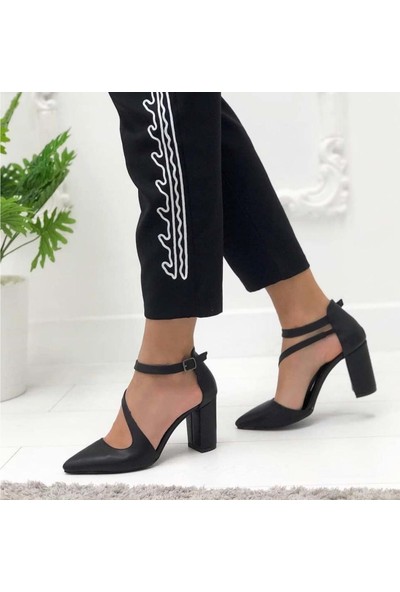 Kocamanlar Feles Kadın Topuklu Ayakkabı