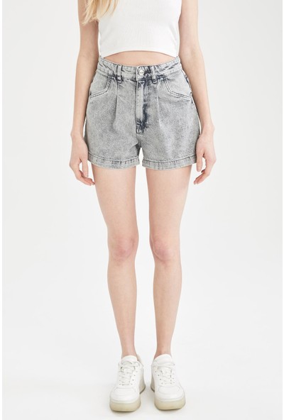Defacto Yüksek Bel Pile Detaylı Jean Mini Şort U5796AZ21SM