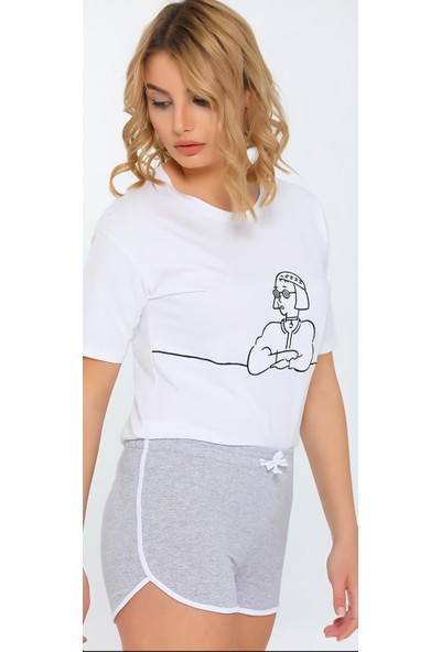 Dies Modam Bella Kısa Yırtmaçlı Şort Dies Modam Bella Kısa Yırtmaçlı Şort