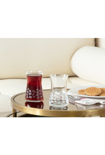 Madame Coco Esperanza White Leaves 6'lı Çay Bardağı Seti 170 ml Madame Coco Esperanza White Leaves 6'lı Çay Bardağı Seti 170 ml