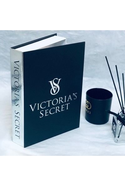 Lovely Book & Book Vıctorıa’s Secret Klasik Yeni Model 2021 Açılabilir Dekoratif Kitap Kutusu 27 x 19 x 4 cm Lovely Book & Book Vıctorıa’s Secret Klasik Yeni Model 2021 Açılabilir Dekoratif Kitap Kutusu 27 x 19 x 4 cm