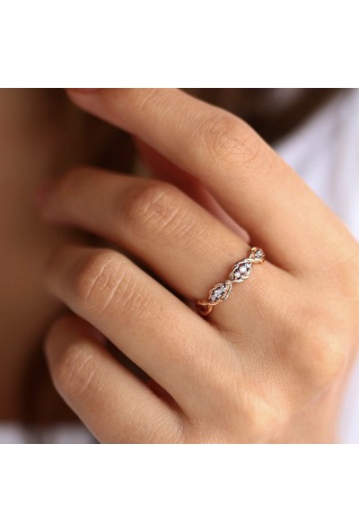 Çağdaş Kuyumculuk Üç Taş Burgu Yüzük