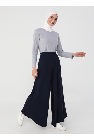 Viskon Kumaştan Beli Lastikli Pantolon - Lacivert - Refka Basic Viskon Kumaştan Beli Lastikli Pantolon - Lacivert - Refka Basic