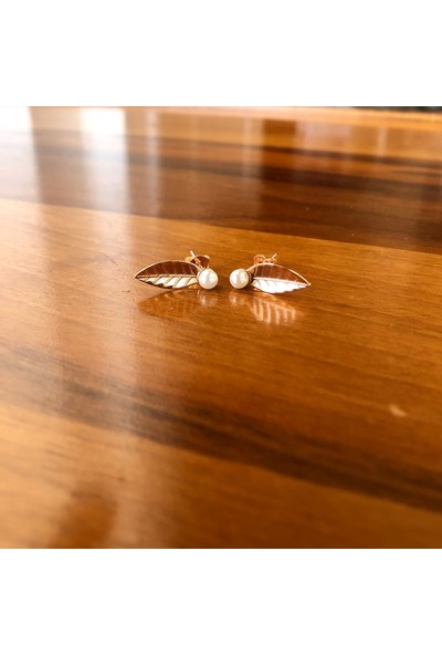 Çağdaş Kuyumculuk Incili Yaprak Küpe Çağdaş Kuyumculuk Incili Yaprak Küpe